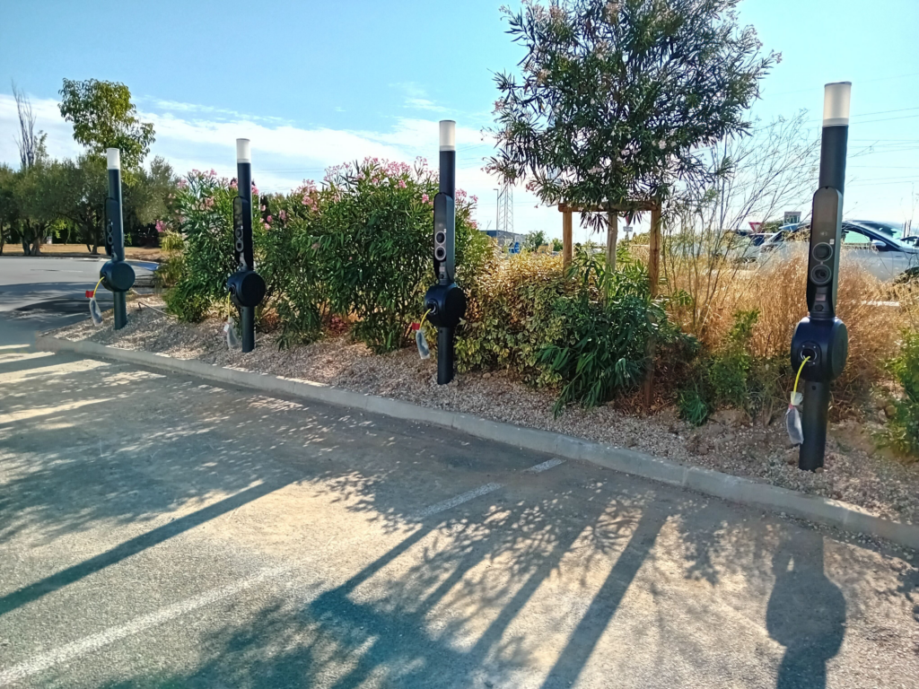 EV Charging Network Operator Qwello expands its presence in Europe & UK ...